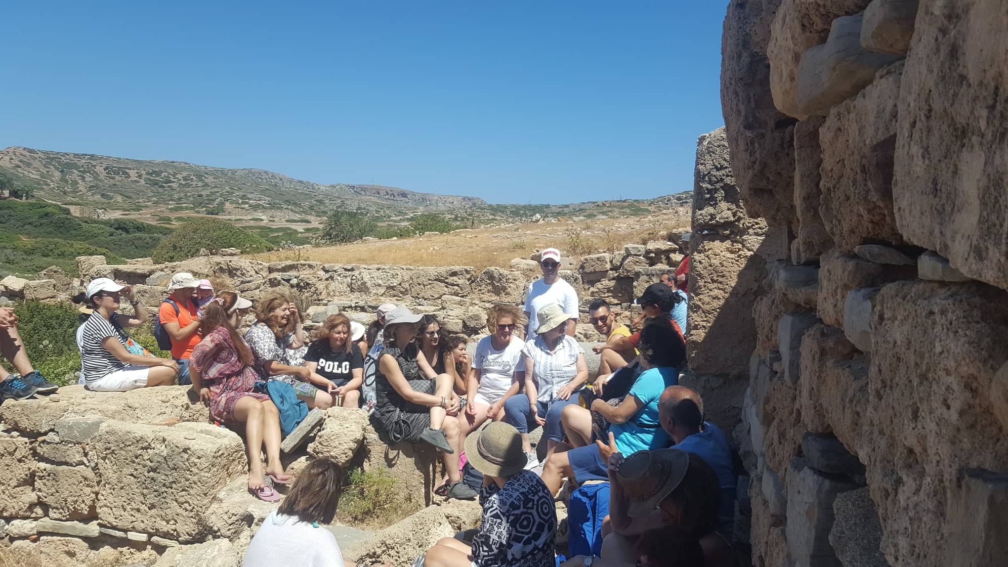 Εκδρομή στο Παλαίκαστρο Σητείας – Ιούλιος 2022 - Στέγη Ευζωίας και ...